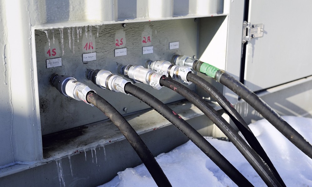 Cables installed in drilling rigs withstand even extreme climatic ...