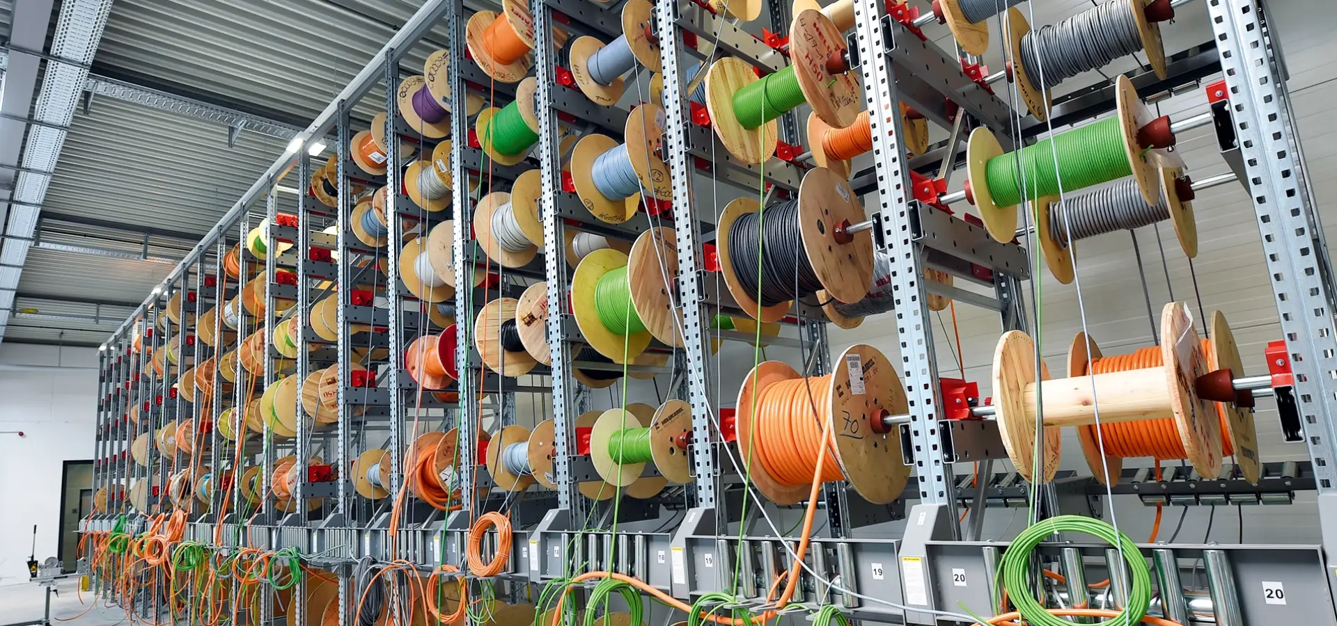 Kabelmat develops a special cable drum storage system for h.team GmbH.