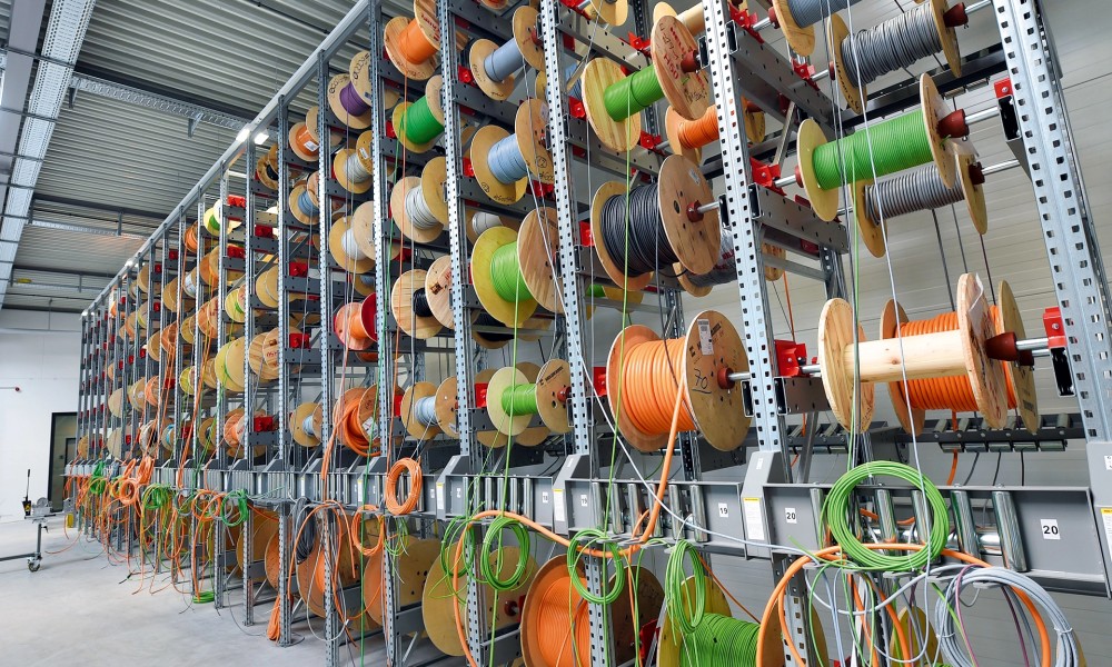 Kabelmat develops a special cable drum storage system for h.team GmbH.