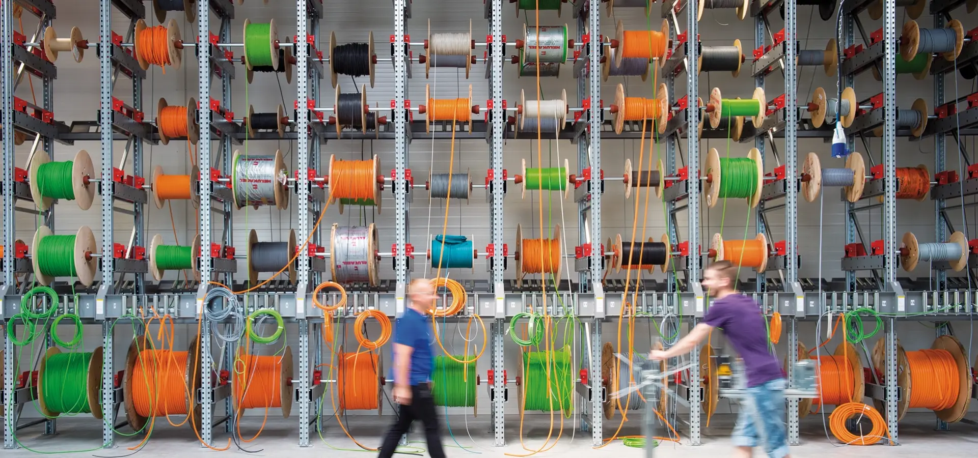 Kabelmat develops a special cable drum storage system for h.team GmbH.