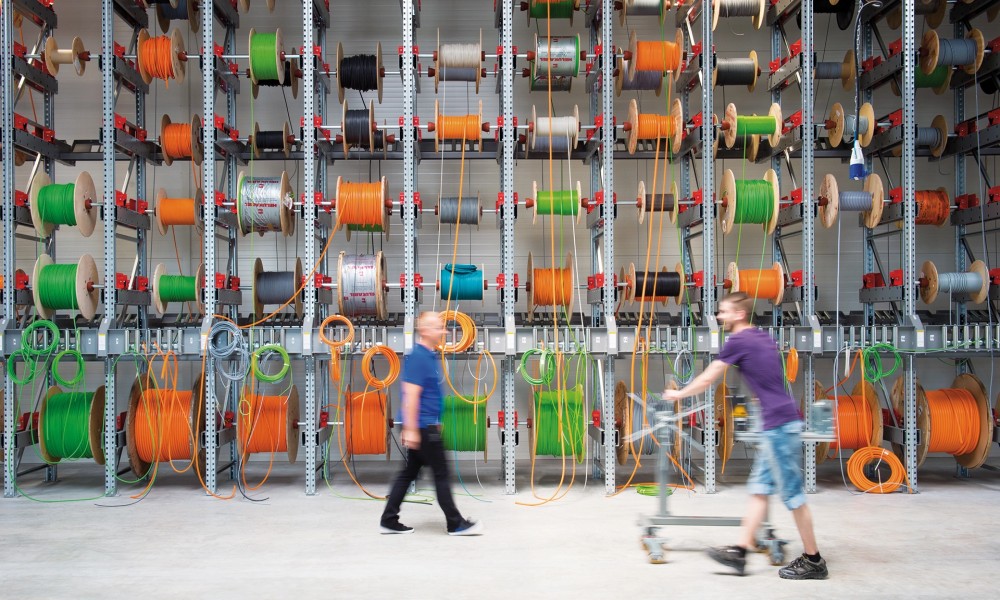 Kabelmat develops a special cable drum storage system for h.team GmbH.