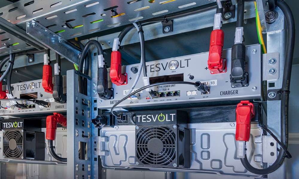 Customer story: Wiring of battery storage systems at TESVOLT